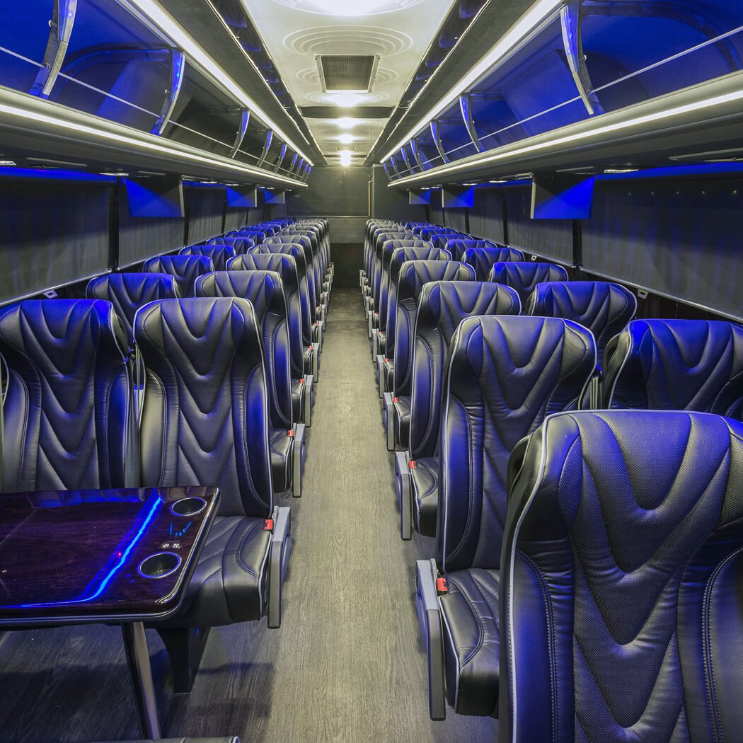 SuperCoach XL by Coach West