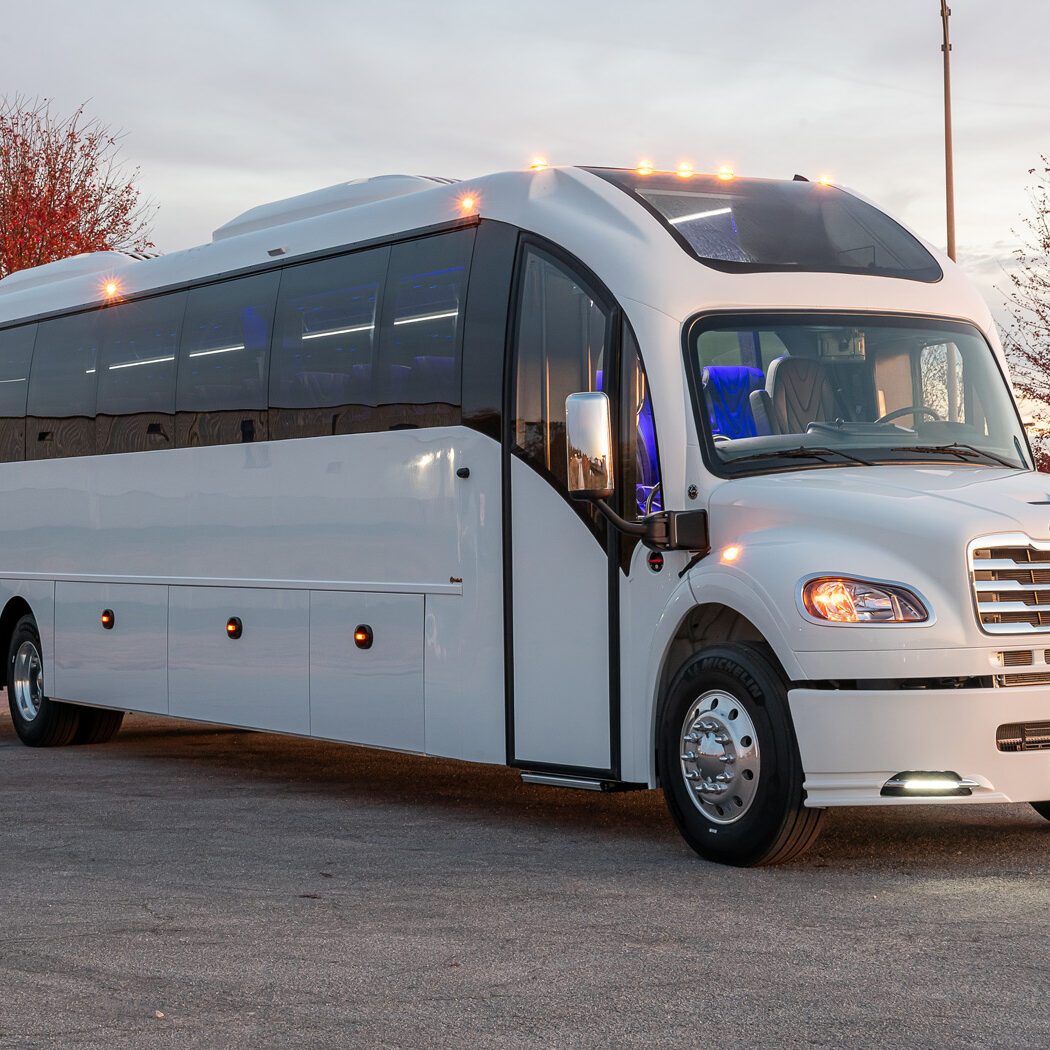 SuperCoach XL by Coach West