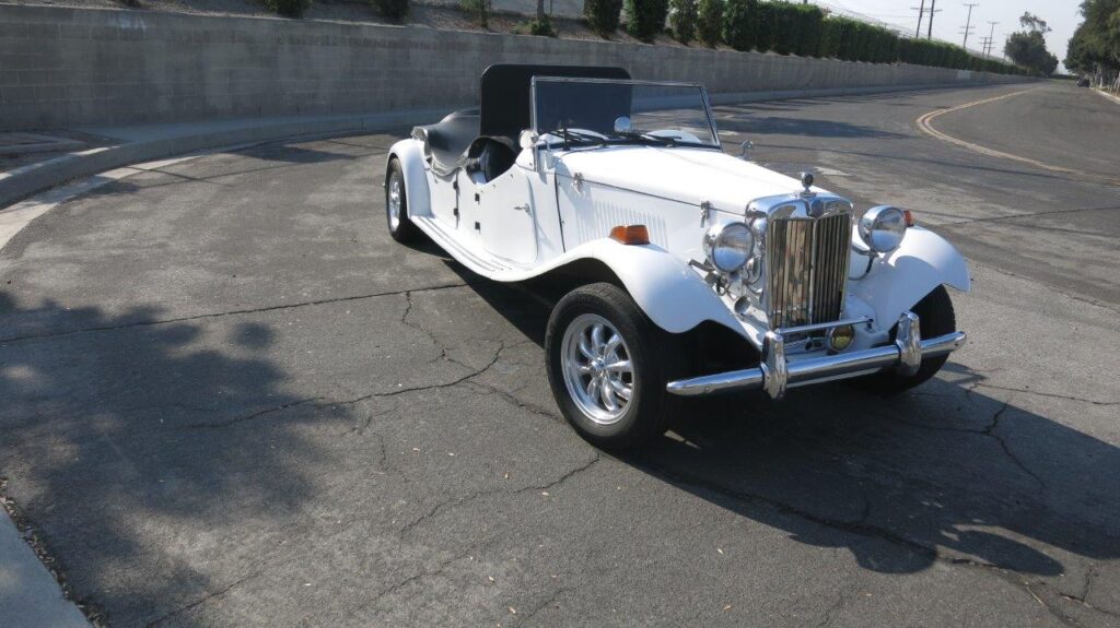 2000 MG 4-Door Convertible Roadster in California