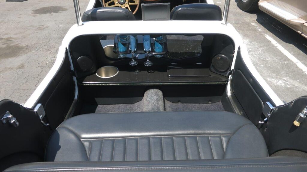 2000 MG 4-Door Convertible Roadster in California