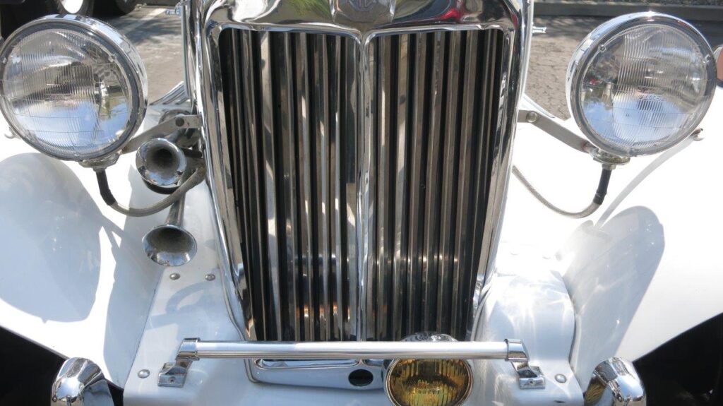 2000 MG 4-Door Convertible Roadster in California