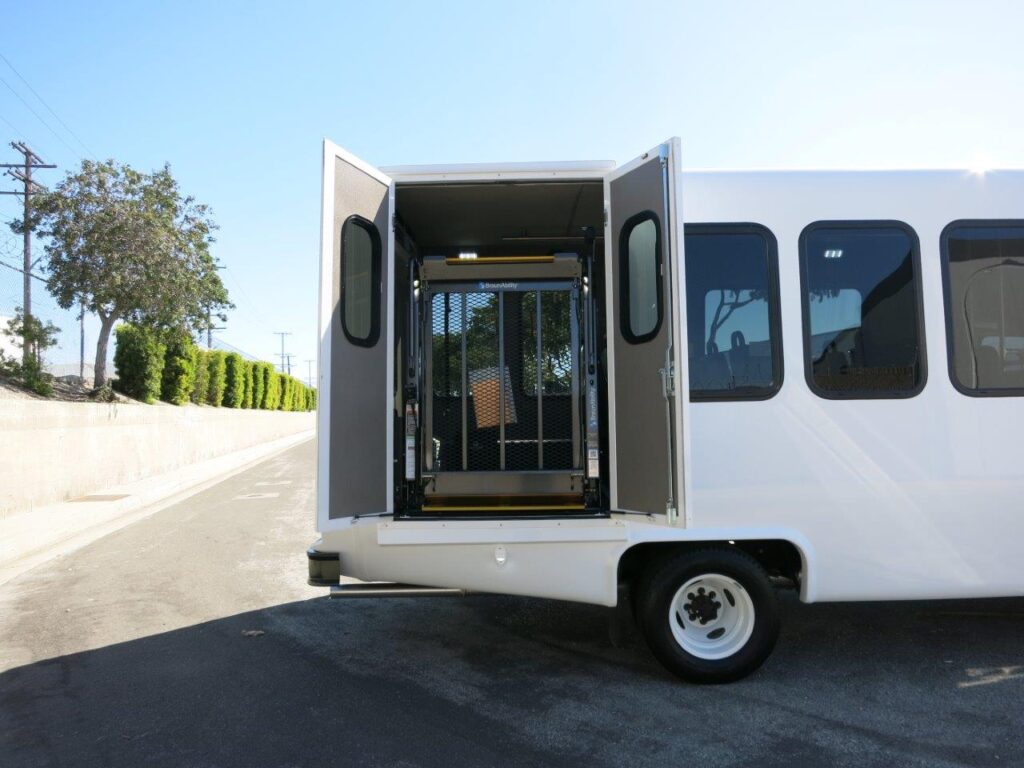 2023 Ford Diamond Coach E-450 Paratransit Bus