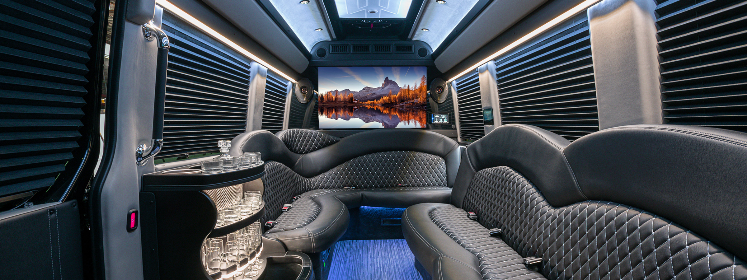 CoachWest, Leader in the Luxury Vehicle Industry