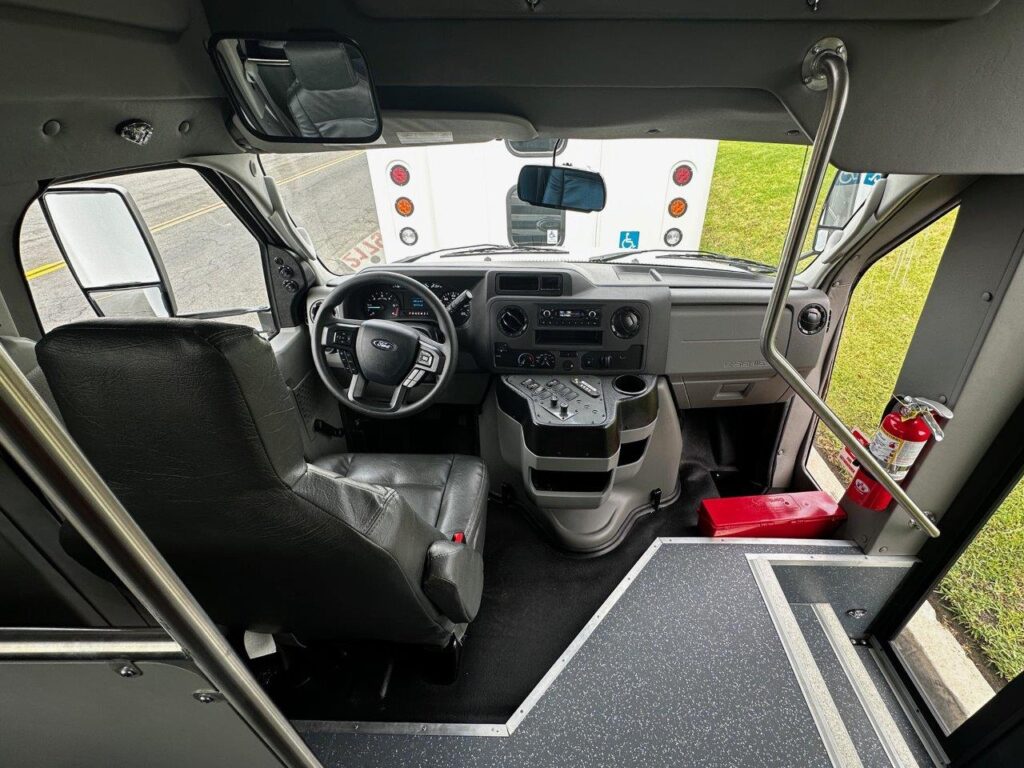 Experience the Ford Endera E-450 Super Duty ADA Bus